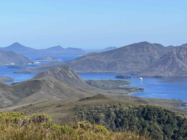 Port Davey Track - Hikezilla